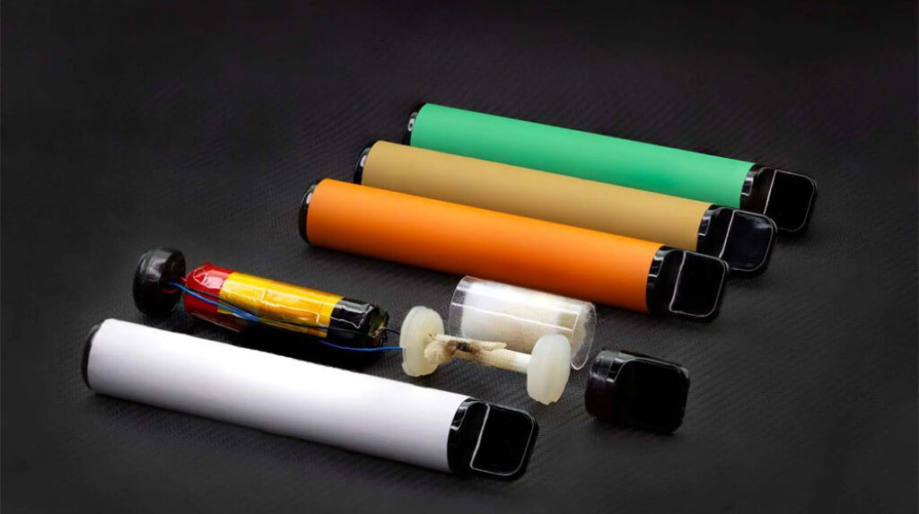 What Are the Pros and Cons of Disposable Vape Pens?