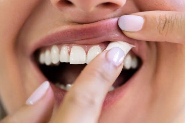 How to Use Nicotine Pouches: A Complete Guide for Beginners
