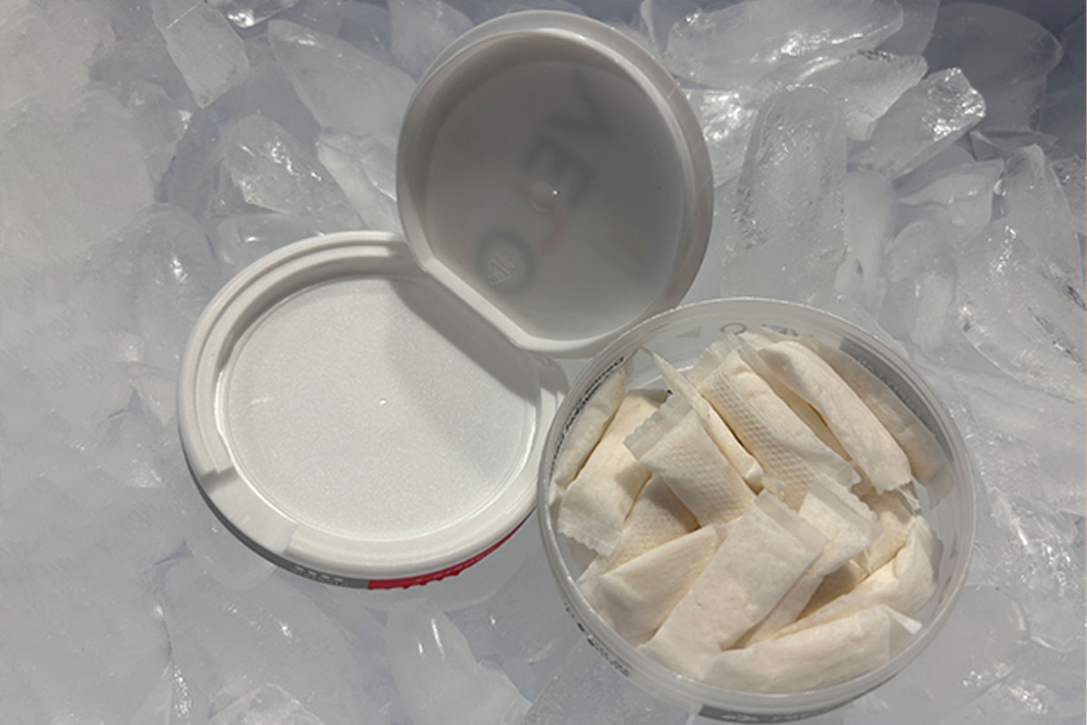 How to Use Nicotine Pouches: A Complete Guide for Beginners