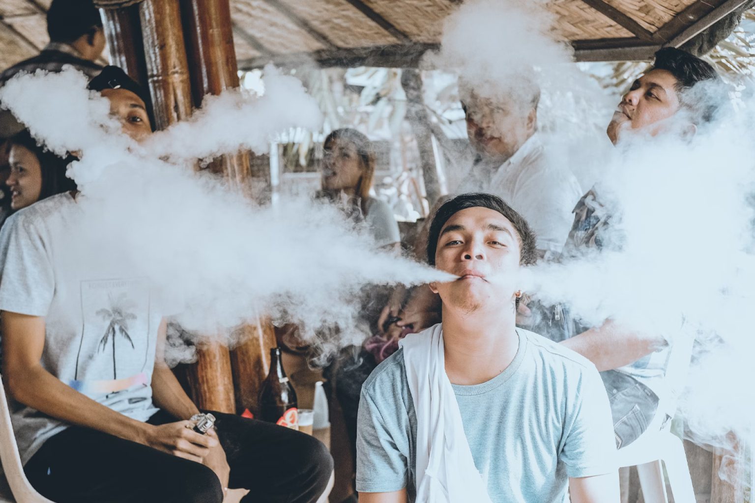 Vape Culture: How Social Media Fuels Teen Vaping